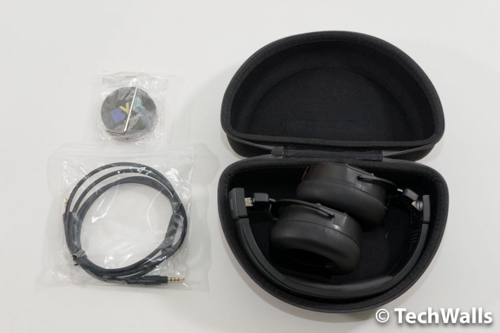 Beyerdynamic Custom Street Headphones Review - Customize both Look and ...
