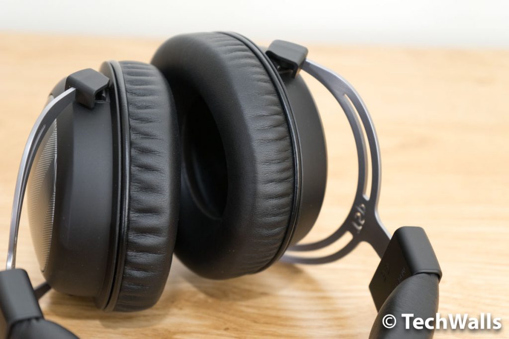 Beyerdynamic T5p 2nd-Generation Headphones Review - Mobility and ...