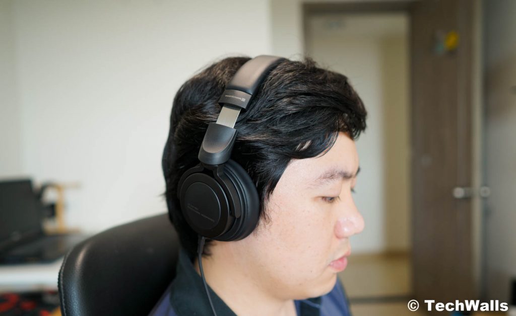 Beyerdynamic DT 240 Pro Headphones Review - Cheap Professional Headphones