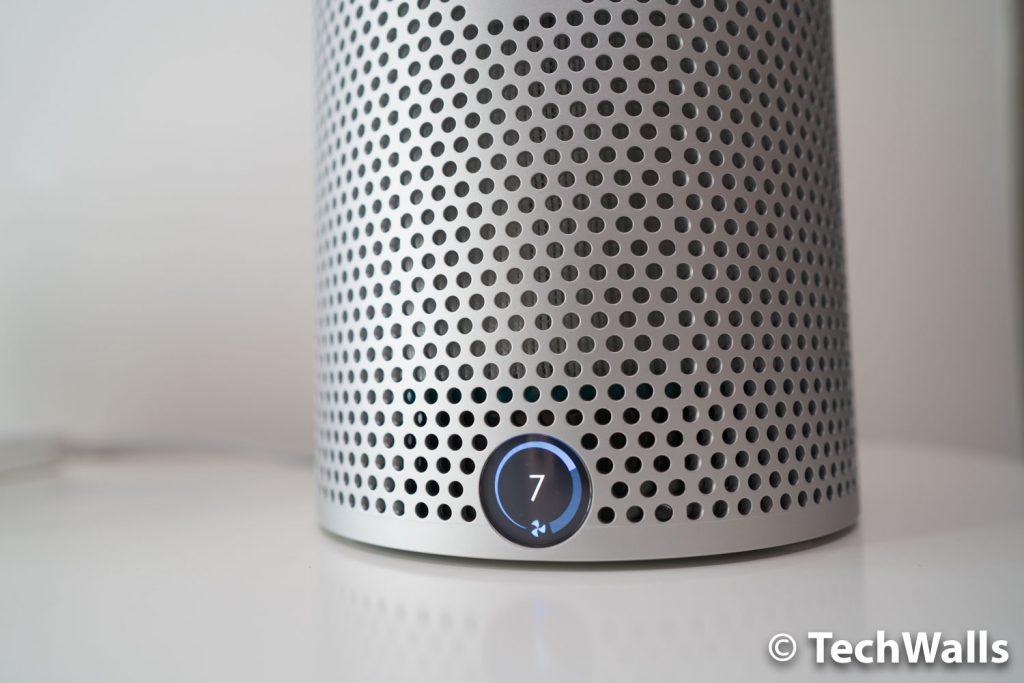Dyson Pure Cool Me BP01 Personal Air Purifying Fan Review - Who Should ...