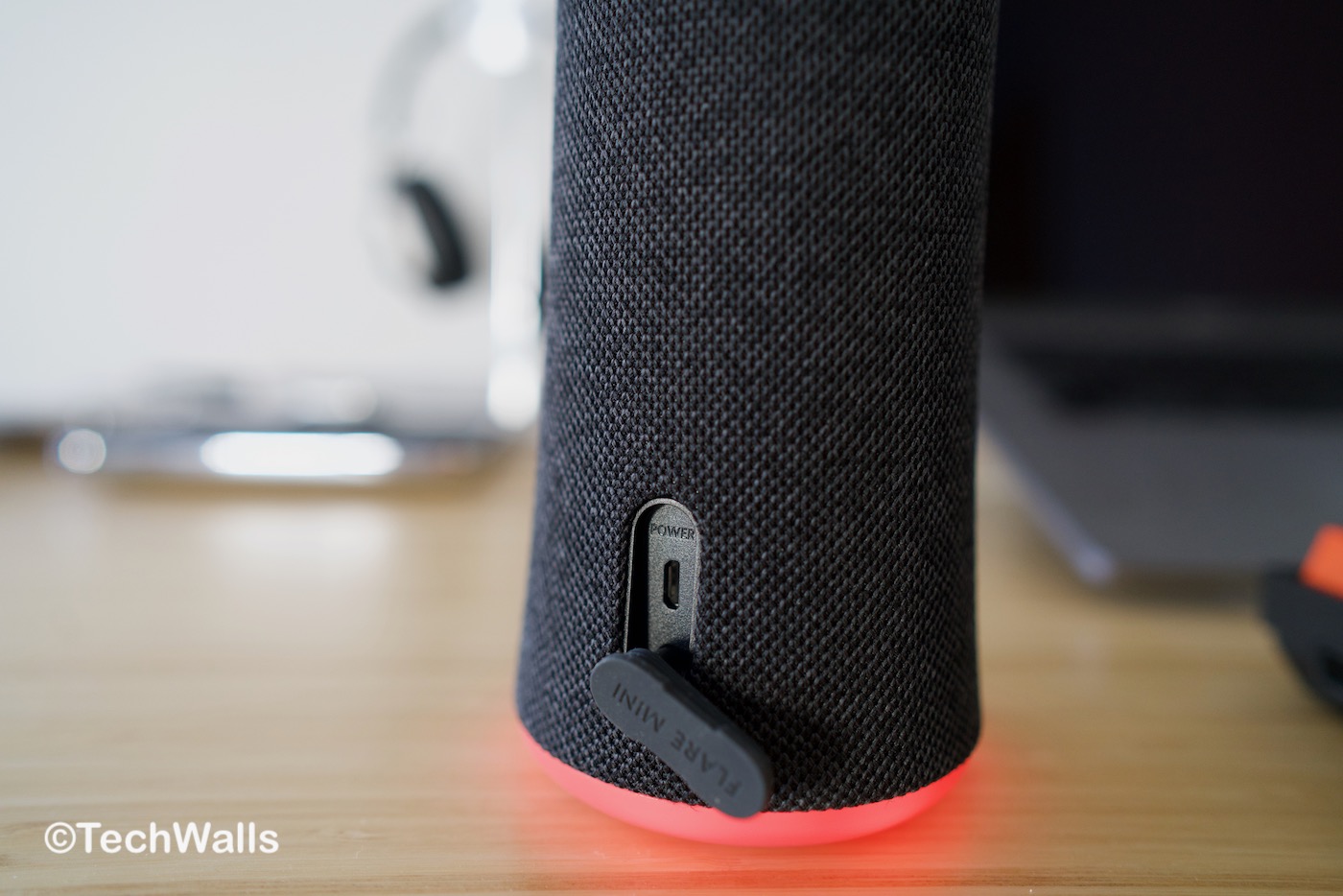Anker Soundcore Flare Mini Bluetooth Speaker Review - TechWalls Anker Soundcore Flare Mini Bluetooth Speaker Review - TechWalls