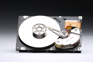 HDD vs. Flash: Pros & Cons of Flash Memory and Hard Drive - TechWalls
