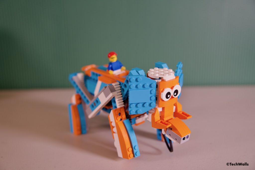 Apitor Robot S Review - A Perfect LEGO SPIKE Alternative For Scratch ...