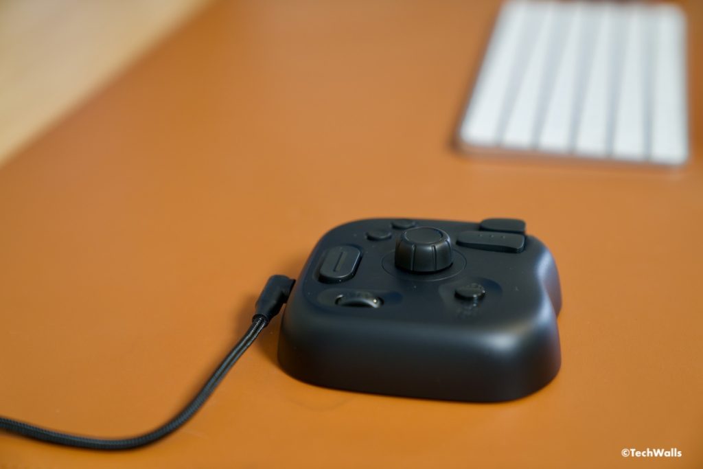 TourBox Lite Review - Impressive Editing Controller for Less Than $100 ...