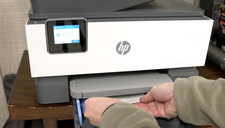 How to Load Photo Paper into an HP OfficeJet Pro Printer - TechWalls