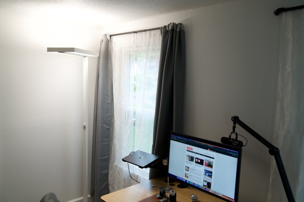 Honeywell 02E PRO Floor Lamp Review - A Huge Upgrade For My Office - TechWalls