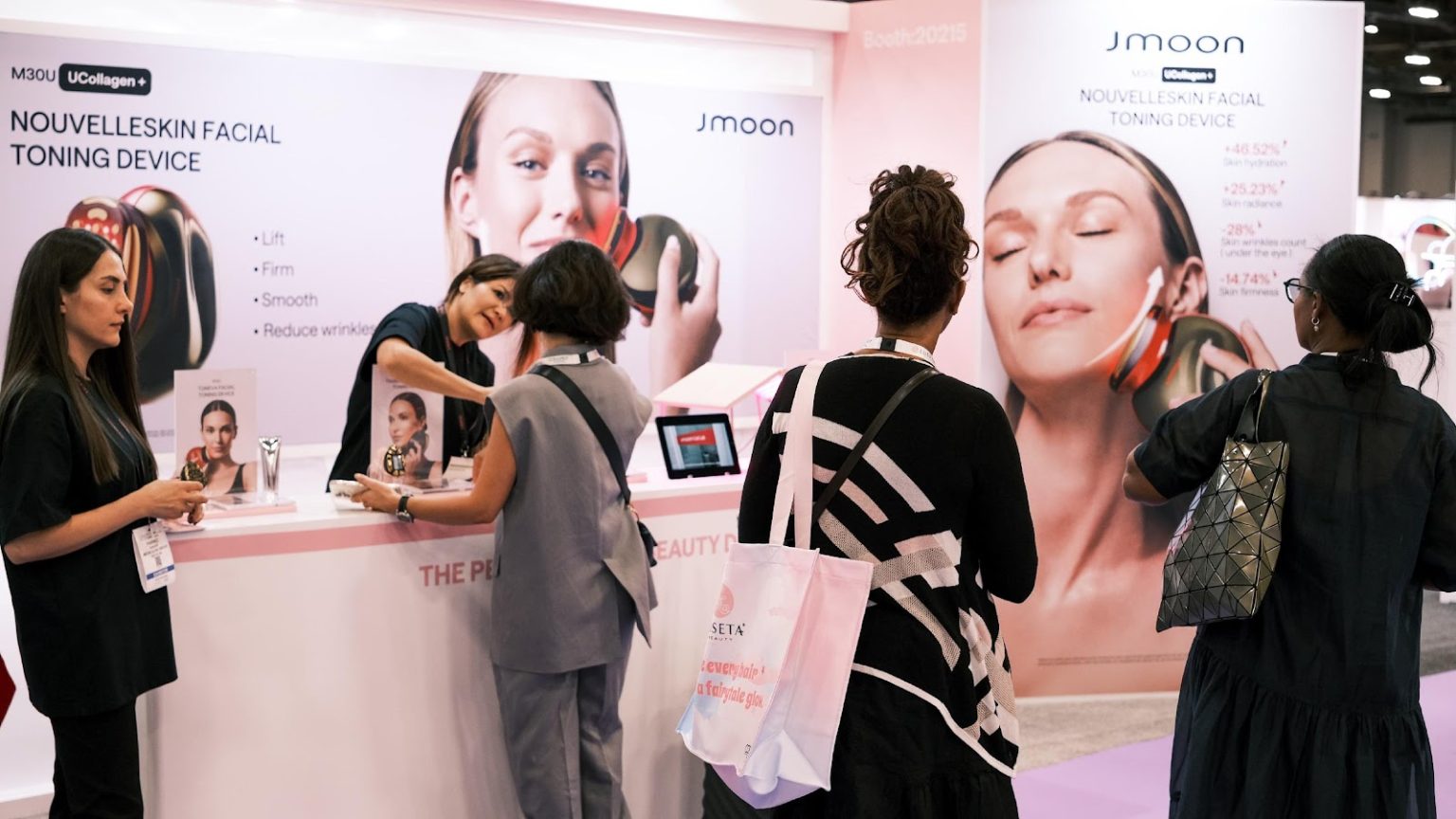 JMOON Unveils Flagship Facial Toning Device and Enters U.S. Market at ...