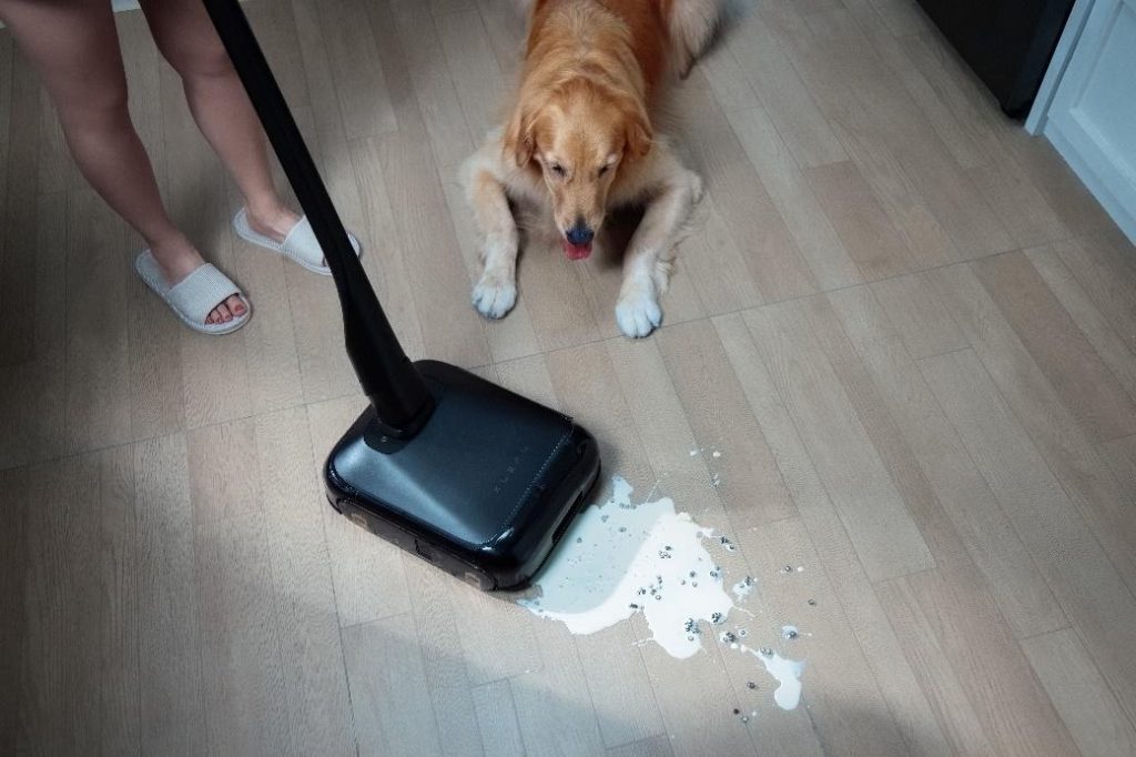 xLean TR1 at CES 2026: A Closer Look at the Robot Built for Real Messes ...